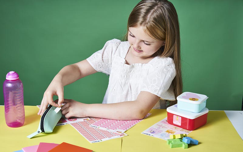 Easy to use name stickers - the best labels from My Nametags